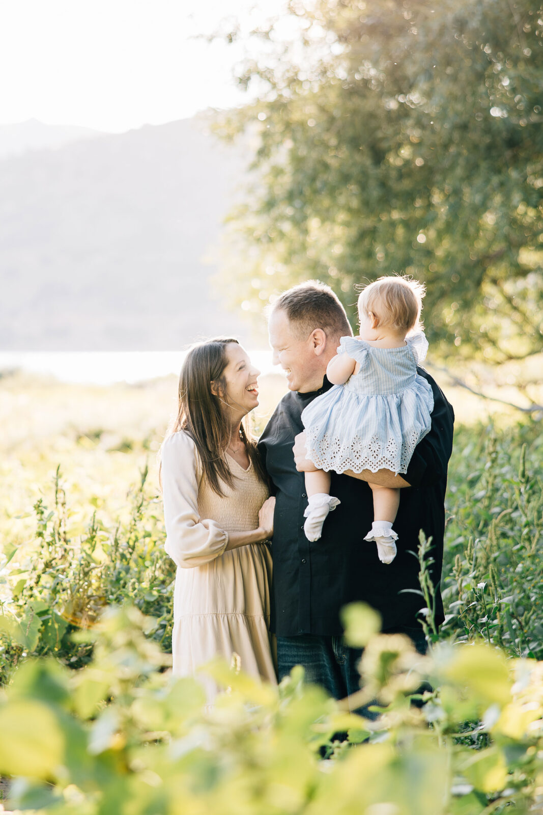 How to Get the Best Backdrop for Family Portraits - https ...
