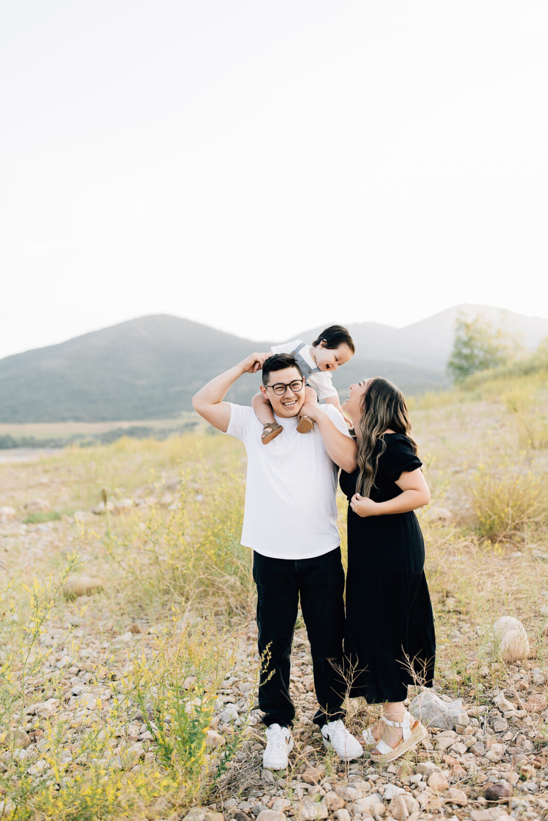 My Fail-Proof Poses for Perfect Kid Smiles Every Time - https ...