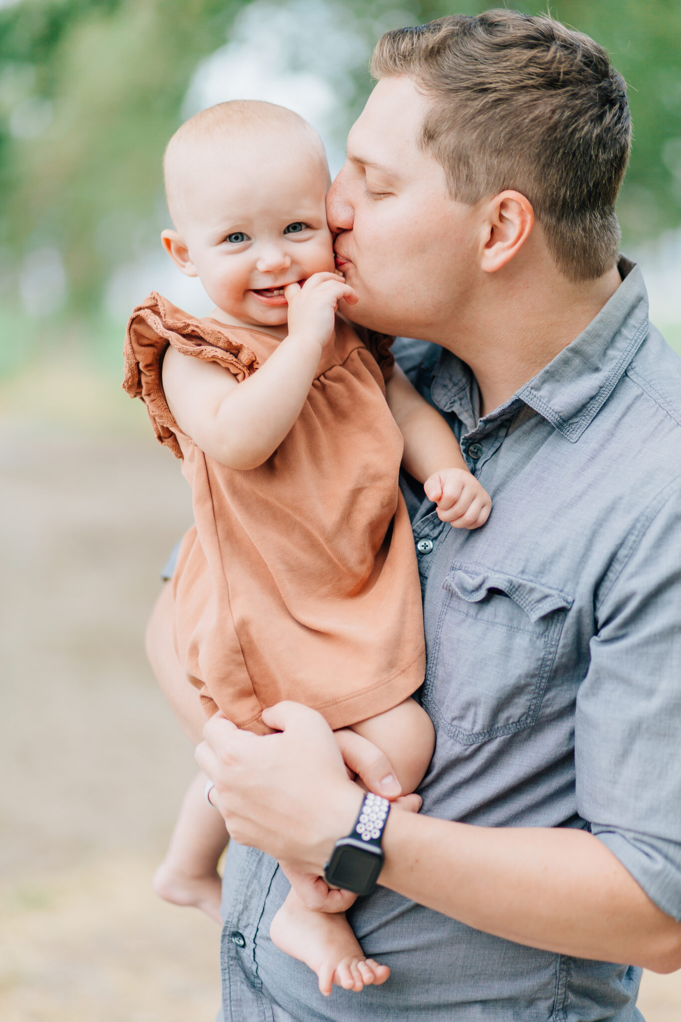 My Fail-Proof Poses for Perfect Kid Smiles Every Time - https ...